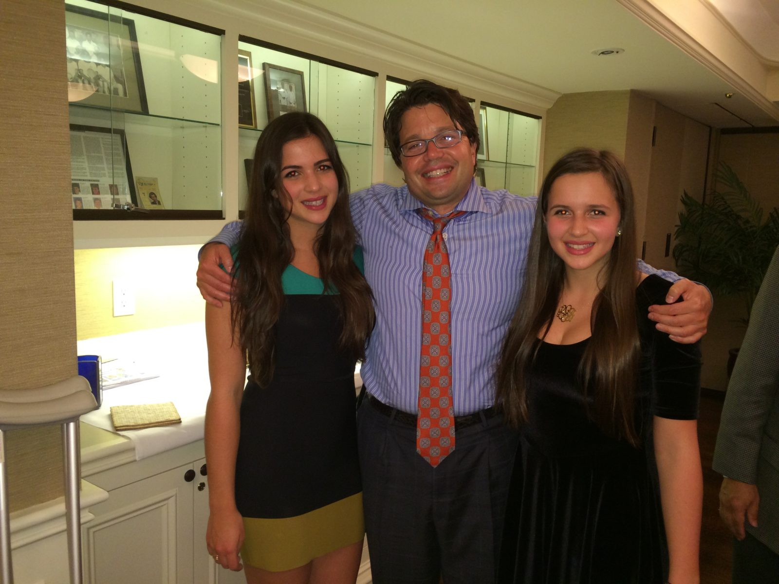 Andy & Daughters - Breaking Matzo